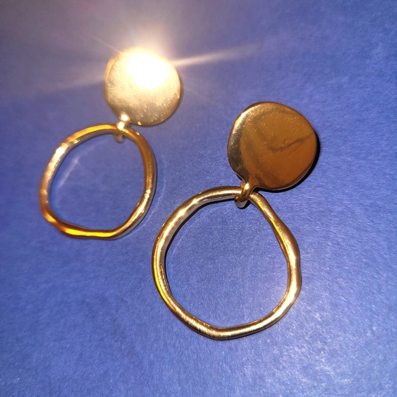 Zara | Accessories | Gold Hoops | Poshmark
